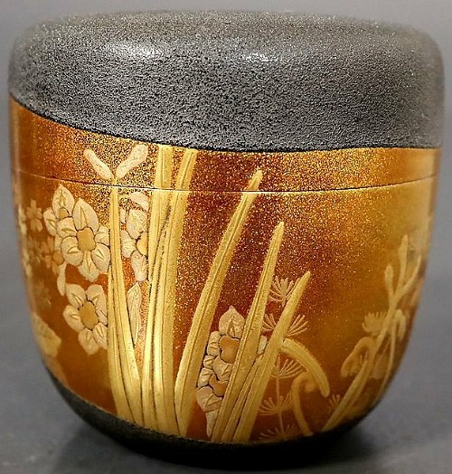 Wajima-nuri Tea Cadd With Shiki Kusabana Makie - Japanese Tea Mart Rikyu